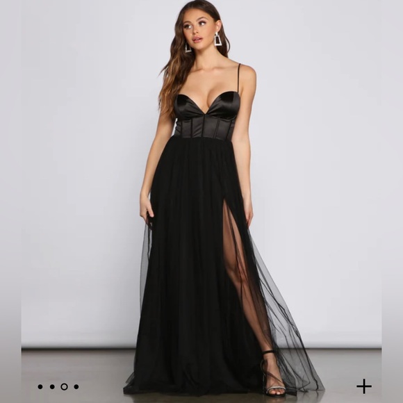 Windsor | Dresses | Nwt Windsor Bria Mesh Tulle Corset Gown | Poshmark